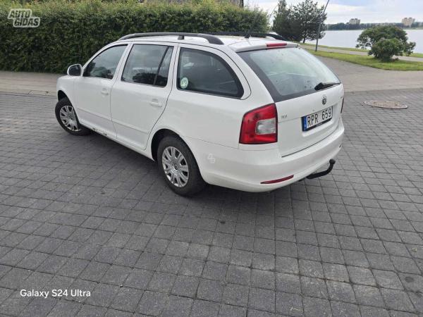Skoda Octavia 2013 in Kaunas, with an engine capacity of 1.60 L and mileage of 285 thousand km for 2550 €, photo 5 on AUTOMOTO.COM.LV