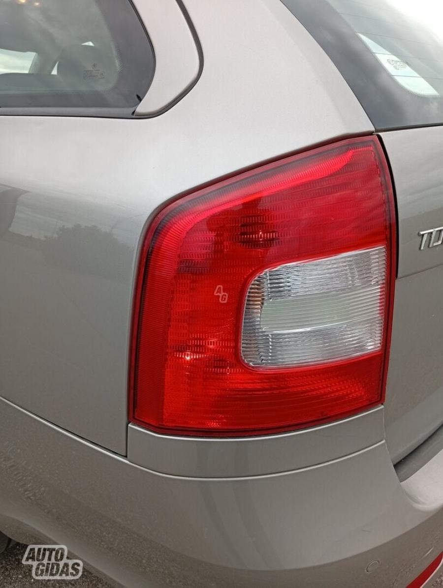 Skoda Octavia 2013 Viļņa, ar dzinēja tilpumu 1.60 L un nobraukumu 286 tūkst. km par 3750 €, foto 23 vietnē AUTOMOTO.COM.LV