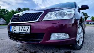 Skoda Octavia 2013 in Cesis, with an engine capacity of 2.00 L and mileage of 317 thousand km for 3600 €, photo 10 on AUTOMOTO.COM.LV
