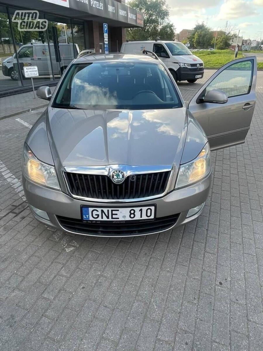 Skoda Octavia 2013 in Klaipeda, with an engine capacity of 1.60 L and mileage of 330 thousand km for 2500 €, photo 3 on AUTOMOTO.COM.LV