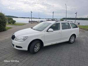 Skoda Octavia 2013 Kauņa, ar dzinēja tilpumu 1.60 L un nobraukumu 285 tūkst. km par 2350 €, foto 3 vietnē AUTOMOTO.COM.LV