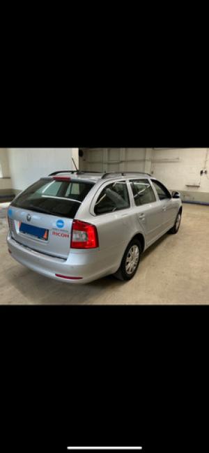 Skoda Octavia 2013 Tallina, ar dzinēja tilpumu 1.60 L un nobraukumu 200 tūkst. km par 7000 €, foto 7 vietnē AUTOMOTO.COM.LV