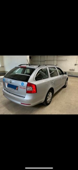 Skoda Octavia 2013 Tallina, ar dzinēja tilpumu 1.60 L un nobraukumu 200 tūkst. km par 7000 €, foto 14 vietnē AUTOMOTO.COM.LV