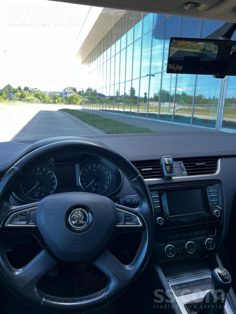 Skoda Octavia 2014 Rēzekne, ar dzinēja tilpumu 1.60 L un nobraukumu 307 tūkst. km par 4700 €, foto 4 vietnē AUTOMOTO.COM.LV