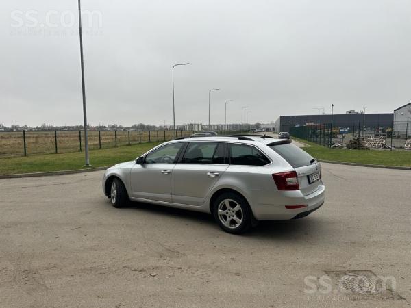 Skoda Octavia 2014 in Riga, with an engine capacity of 2.00 L and mileage of 254 thousand km for 6500 €, photo 3 on AUTOMOTO.COM.LV