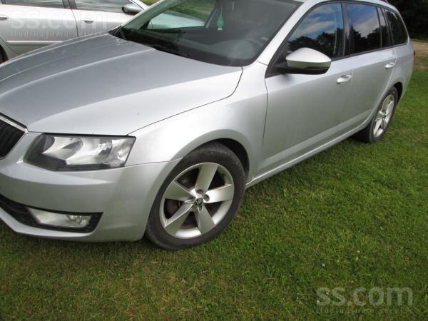 Skoda Octavia 2014 in Limbazi, with an engine capacity of 1.60 L and mileage of 167 thousand km for 4500 €, photo 5 on AUTOMOTO.COM.LV