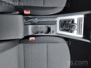 Skoda Octavia 2014 in Ogre, with an engine capacity of 2.00 L and mileage of 242 thousand km for 6350 €, photo 17 on AUTOMOTO.COM.LV