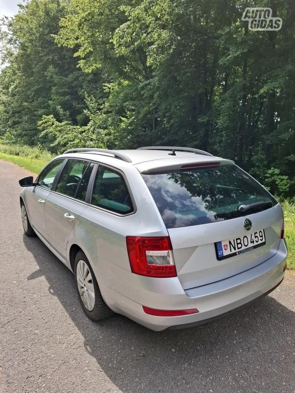 Skoda Octavia 2014 in Marijampole, with an engine capacity of 1.60 L and mileage of 306 thousand km for 4300 €, photo 3 on AUTOMOTO.COM.LV