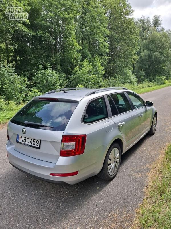 Skoda Octavia 2014 in Marijampole, with an engine capacity of 1.60 L and mileage of 306 thousand km for 4300 €, photo 4 on AUTOMOTO.COM.LV