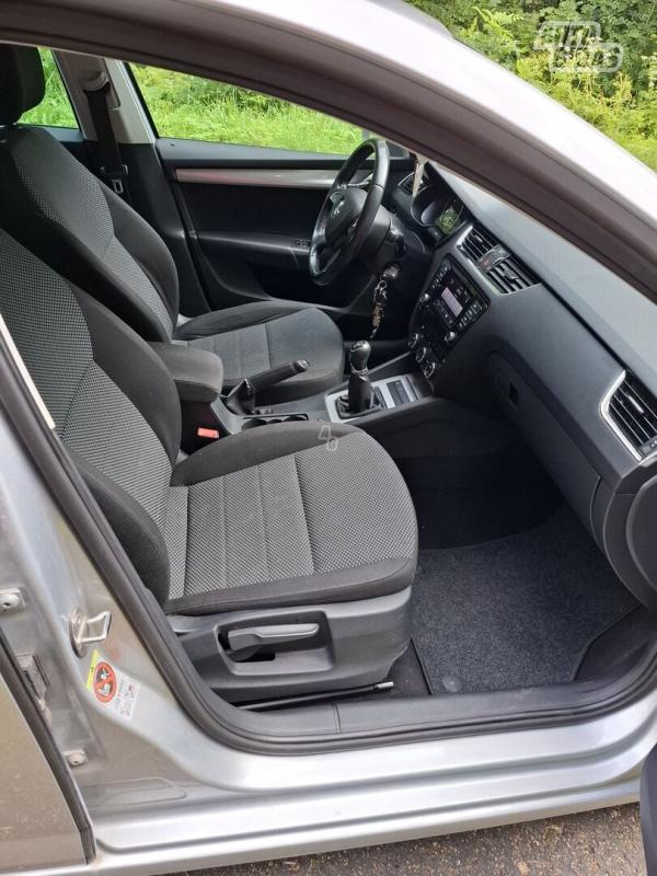 Skoda Octavia 2014 in Marijampole, with an engine capacity of 1.60 L and mileage of 306 thousand km for 4300 €, photo 8 on AUTOMOTO.COM.LV