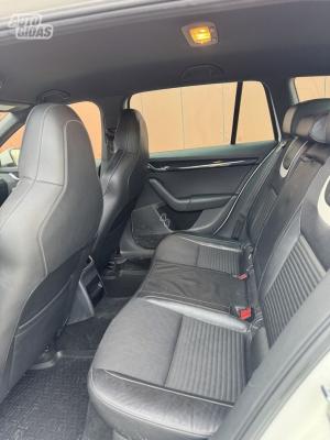 Skoda Octavia 2015 in Vilnius, with an engine capacity of 2.00 L and mileage of 380 thousand km for 5300 €, photo 10 on AUTOMOTO.COM.LV