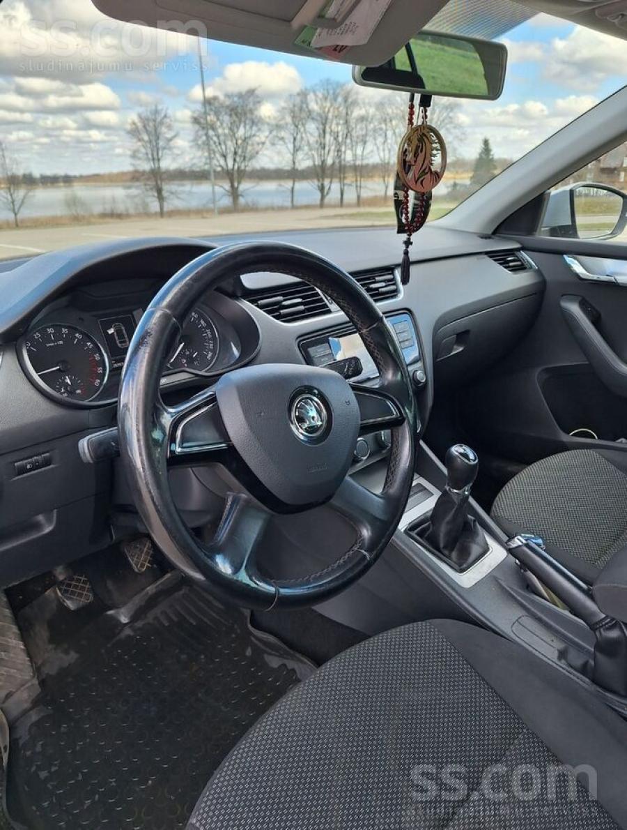 Skoda Octavia 2015 Balvi, ar dzinēja tilpumu 1.60 L un nobraukumu 270 tūkst. km par 3800 €, foto 8 vietnē AUTOMOTO.COM.LV