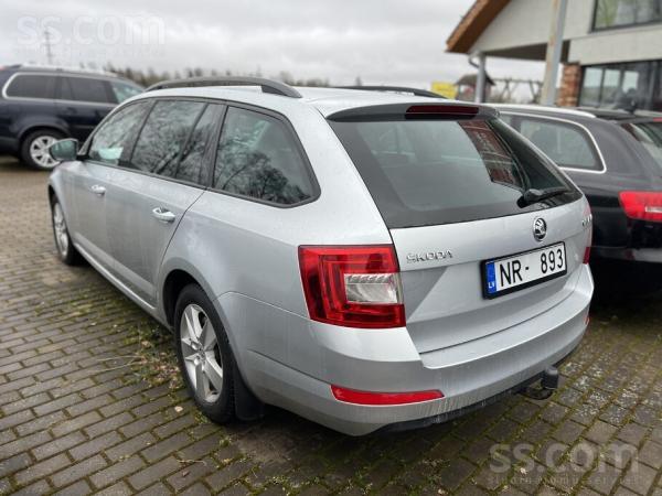 Skoda Octavia 2015 in Talsi, with an engine capacity of 1.60 L and mileage of 258 thousand km for 6570 €, photo 5 on AUTOMOTO.COM.LV