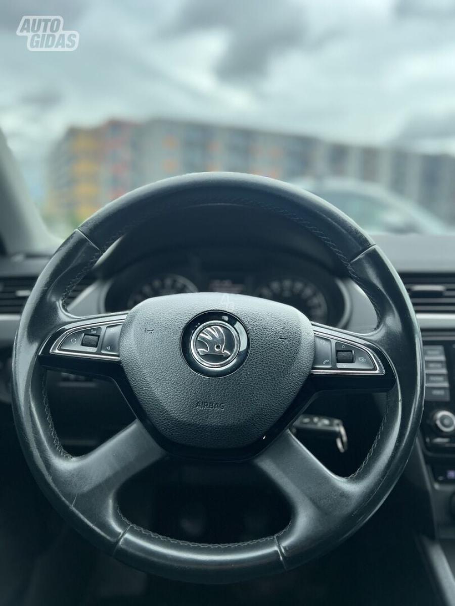 Skoda Octavia 2015 in Vilnius, with an engine capacity of 1.60 L and mileage of 306 thousand km for 3950 €, photo 16 on AUTOMOTO.COM.LV