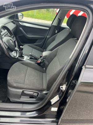Skoda Octavia 2015 in Vilnius, with an engine capacity of 1.60 L and mileage of 306 thousand km for 3950 €, photo 18 on AUTOMOTO.COM.LV