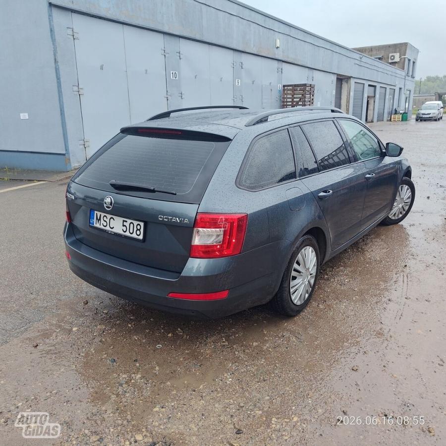 Skoda Octavia 2015 in Klaipeda, with an engine capacity of 2.00 L and mileage of 249 thousand km for 6000 €, photo 5 on AUTOMOTO.COM.LV