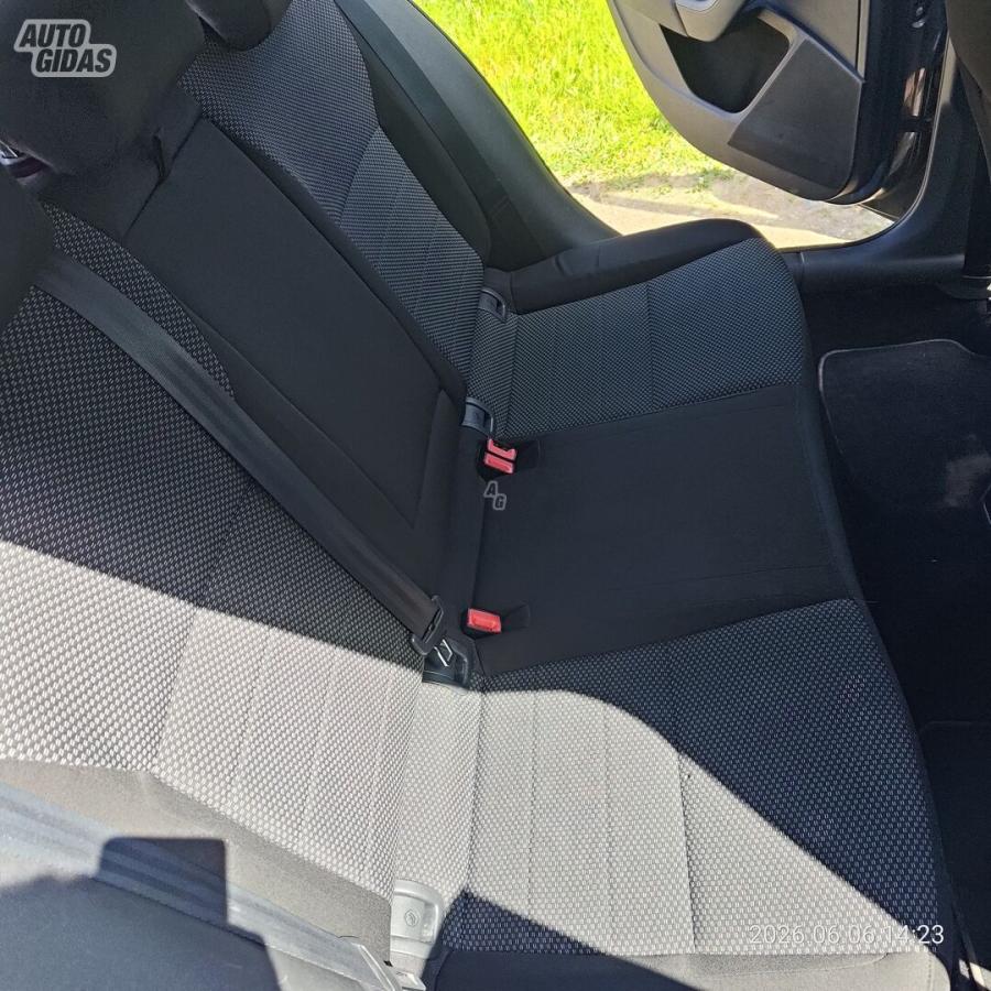 Skoda Octavia 2015 in Klaipeda, with an engine capacity of 2.00 L and mileage of 249 thousand km for 6000 €, photo 11 on AUTOMOTO.COM.LV