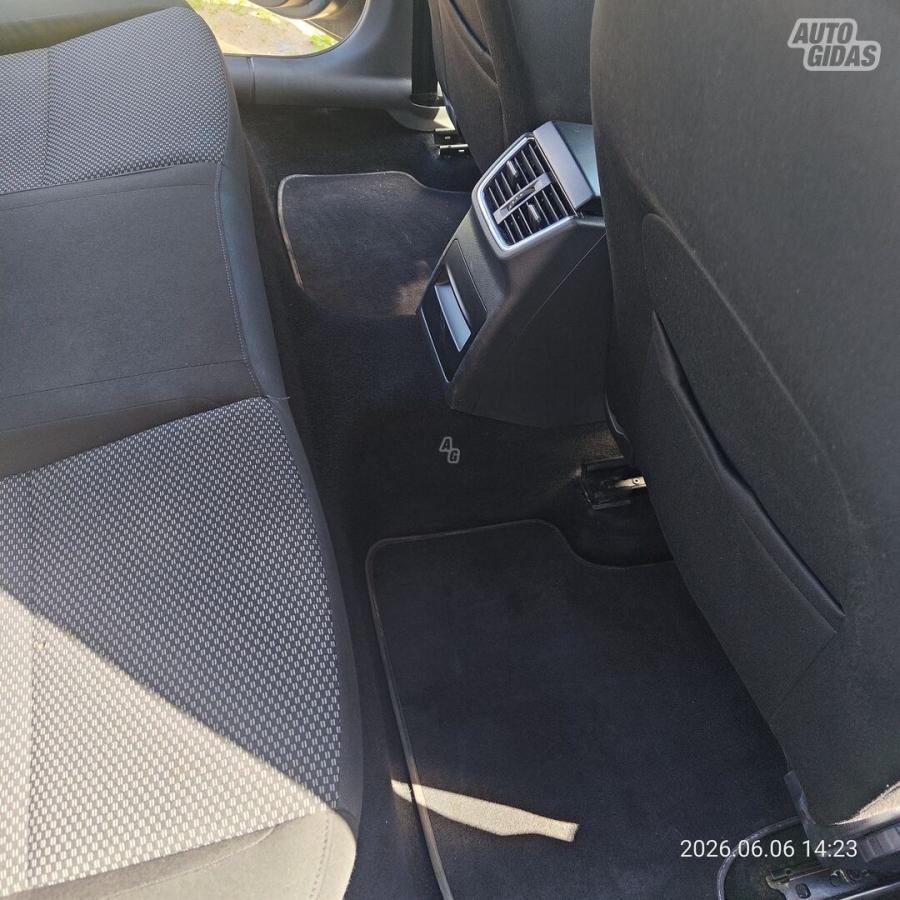 Skoda Octavia 2015 in Klaipeda, with an engine capacity of 2.00 L and mileage of 249 thousand km for 6000 €, photo 12 on AUTOMOTO.COM.LV