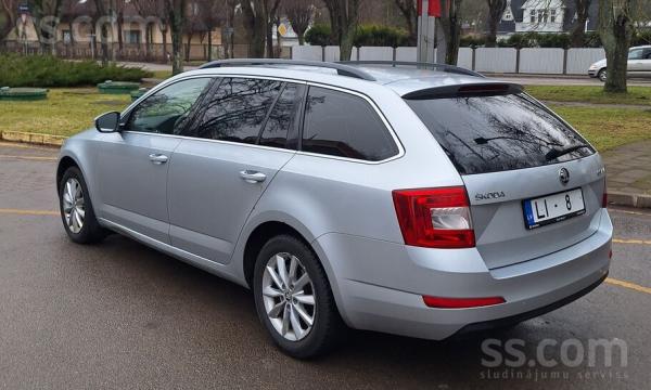 Skoda Octavia 2016 in Riga, with an engine capacity of 1.60 L and mileage of 334 thousand km for 4500 €, photo 3 on AUTOMOTO.COM.LV