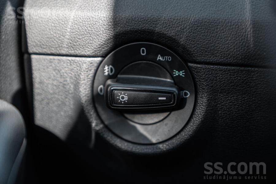 Skoda Octavia 2016 Rīga, ar dzinēja tilpumu 2.00 L un nobraukumu 269 tūkst. km par 9300 €, foto 13 vietnē AUTOMOTO.COM.LV