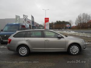 Skoda Octavia 2017 in Viljandi, with an engine capacity of 1.60 L and mileage of 197 thousand km for 9490 €, photo 19 on AUTOMOTO.COM.LV