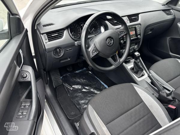 Skoda Octavia 2017 in Taurage, with an engine capacity of 1.60 L and mileage of 292 thousand km for 6600 €, photo 9 on AUTOMOTO.COM.LV