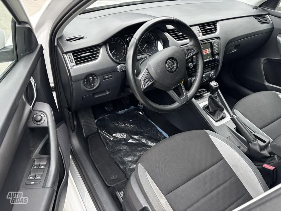 Skoda Octavia 2017 in Taurage, with an engine capacity of 1.60 L and mileage of 292 thousand km for 6600 €, photo 10 on AUTOMOTO.COM.LV