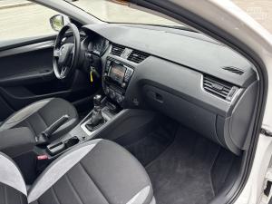 Skoda Octavia 2017 in Taurage, with an engine capacity of 1.60 L and mileage of 292 thousand km for 6600 €, photo 13 on AUTOMOTO.COM.LV