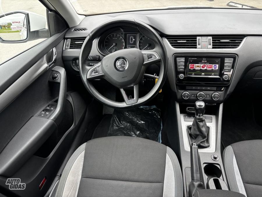 Skoda Octavia 2017 in Taurage, with an engine capacity of 1.60 L and mileage of 292 thousand km for 6600 €, photo 14 on AUTOMOTO.COM.LV