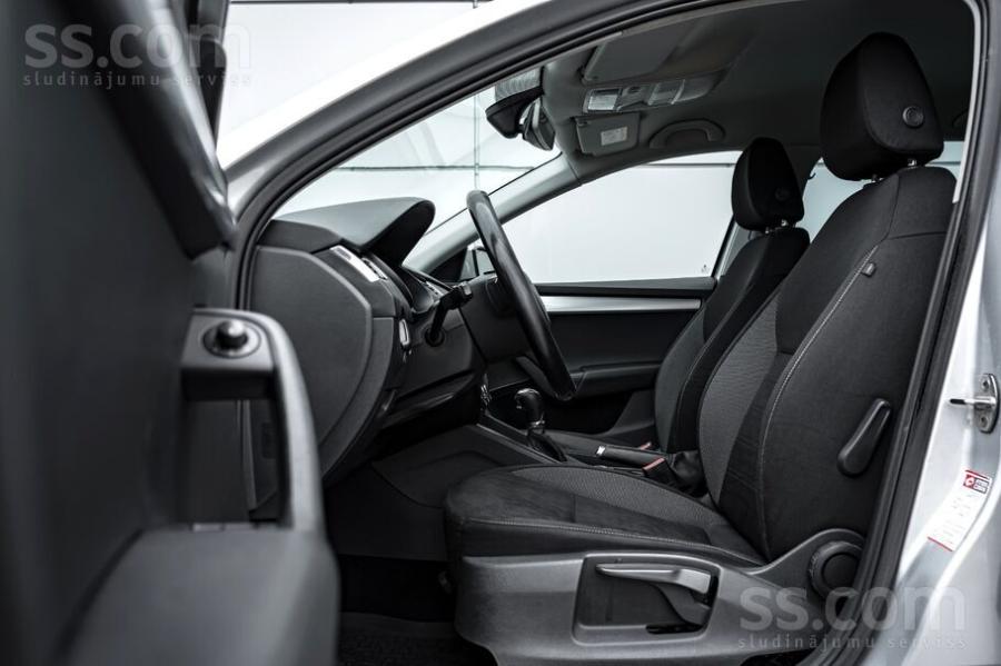 Skoda Octavia 2017 in Riga, with an engine capacity of 2.00 L and mileage of 256 thousand km for 8500 €, photo 10 on AUTOMOTO.COM.LV
