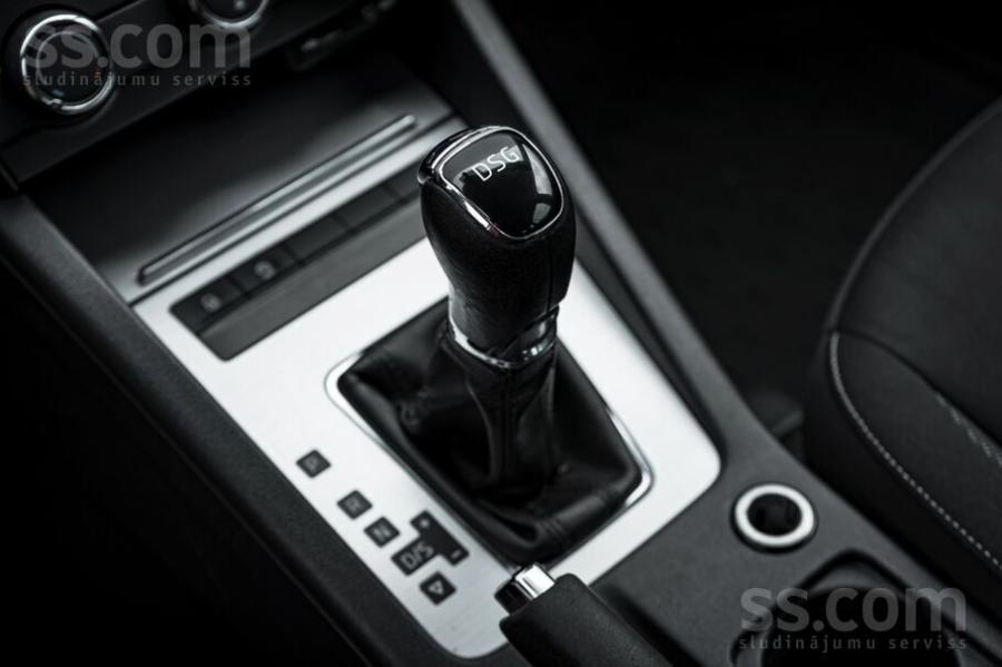 Skoda Octavia 2017 in Riga, with an engine capacity of 2.00 L and mileage of 256 thousand km for 8500 €, photo 24 on AUTOMOTO.COM.LV