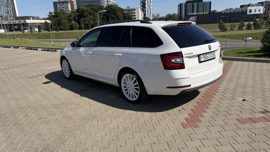 Skoda Octavia 2017 in Vilnius, with an engine capacity of 1.60 L and mileage of 297 thousand km for 9600 €, photo 7 on AUTOMOTO.COM.LV