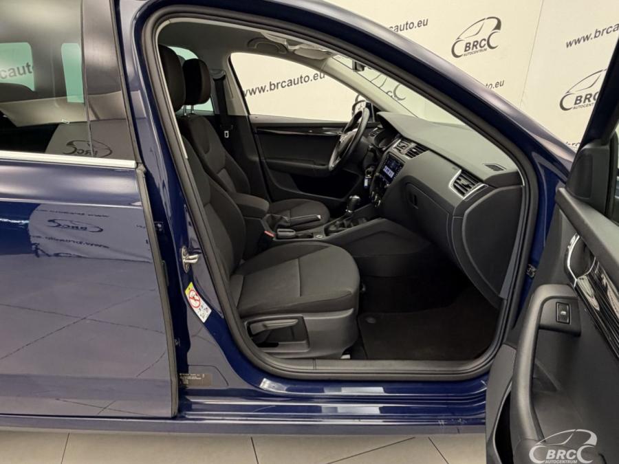 Skoda Octavia 2018 in Vilnius, with an engine capacity of 1.00 L and mileage of 100 thousand km for 10900 €, photo 5 on AUTOMOTO.COM.LV