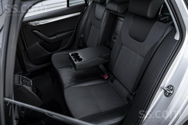 Skoda Octavia 2018 in Riga, with an engine capacity of 1.60 L and mileage of 218 thousand km for 10500 €, photo 10 on AUTOMOTO.COM.LV