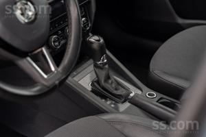 Skoda Octavia 2018 in Riga, with an engine capacity of 1.60 L and mileage of 266 thousand km for 9200 €, photo 8 on AUTOMOTO.COM.LV