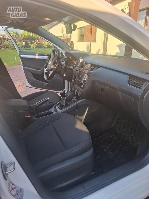Skoda Octavia 2018 in Vilnius, with an engine capacity of 1.60 L and mileage of 222 thousand km for 7400 €, photo 7 on AUTOMOTO.COM.LV