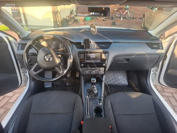 Skoda Octavia 2018 in Vilnius, with an engine capacity of 1.60 L and mileage of 222 thousand km for 7400 €, photo 9 on AUTOMOTO.COM.LV