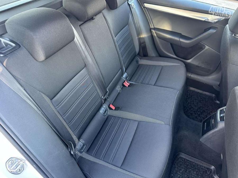 Skoda Octavia 2018 Kauņa, ar dzinēja tilpumu 1.60 L un nobraukumu 333 tūkst. km par 7450 €, foto 21 vietnē AUTOMOTO.COM.LV