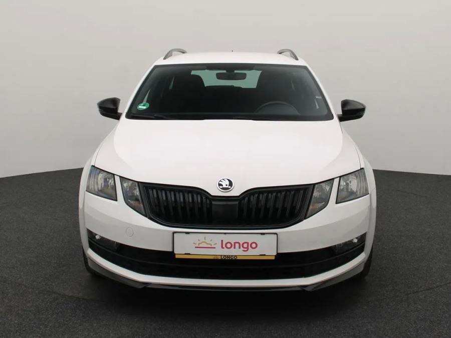 Skoda Octavia 2019 in Vilnius, with an engine capacity of 1.50 L and mileage of 190 thousand km for 12599 €, photo 4 on AUTOMOTO.COM.LV