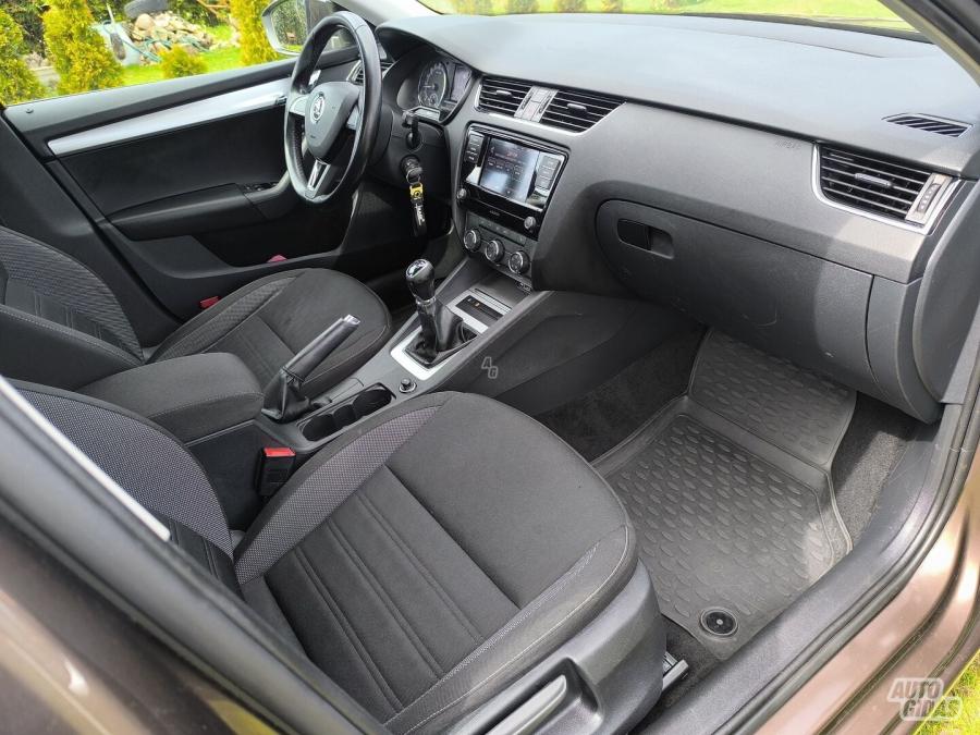 Skoda Octavia 2019 in Vilnius, with an engine capacity of 1.60 L and mileage of 366 thousand km for 8850 €, photo 17 on AUTOMOTO.COM.LV