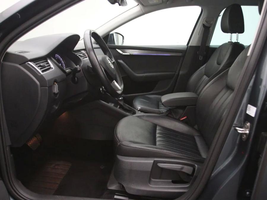Skoda Octavia 2019 in Vilnius, with an engine capacity of 1.50 L and mileage of 196 thousand km for 12699 €, photo 4 on AUTOMOTO.COM.LV