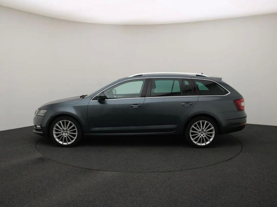 Skoda Octavia 2019 in Vilnius, with an engine capacity of 1.50 L and mileage of 196 thousand km for 12699 €, photo 6 on AUTOMOTO.COM.LV