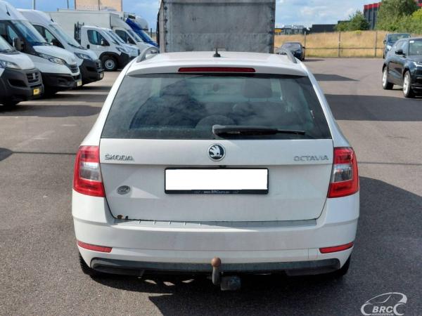 Шкода Октавия 2019 в Вильнюс, объемом двигателя 1.97 л и пробегом 357 тыс. км за 6900 €, фото 5 на AUTOMOTO.COM.LV