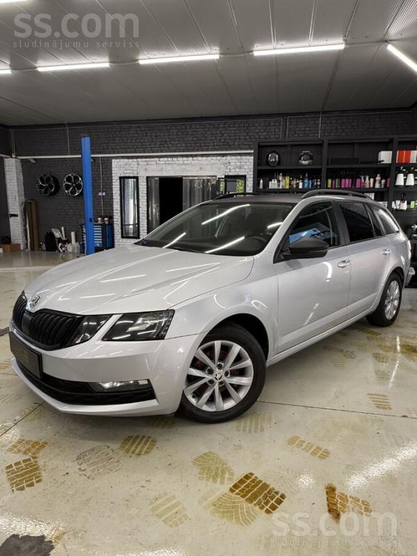 Skoda Octavia 2020 in Riga, with an engine capacity of 1.60 L and mileage of 112 thousand km for 12500 €, photo 4 on AUTOMOTO.COM.LV