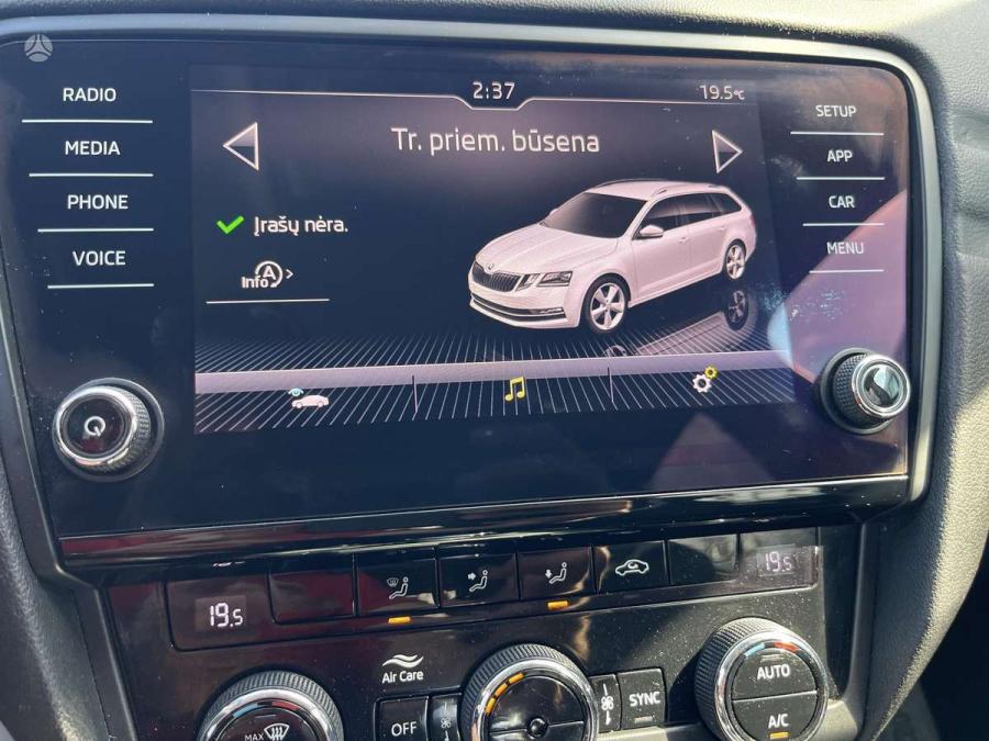 Skoda Octavia 2020 in Kaunas, with an engine capacity of 1.97 L and mileage of 279 thousand km for 9700 €, photo 13 on AUTOMOTO.COM.LV