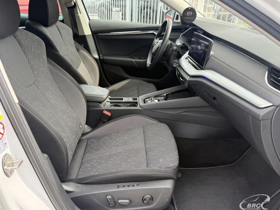 Skoda Octavia 2020 in Klaipeda, with an engine capacity of 1.97 L and mileage of 163 thousand km for 18000 €, photo 4 on AUTOMOTO.COM.LV