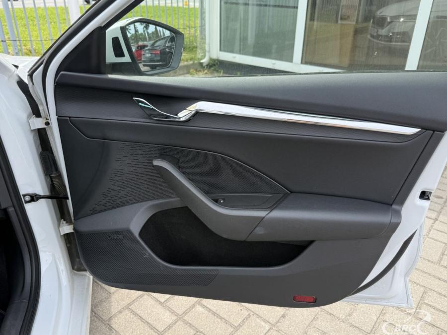 Skoda Octavia 2020 in Klaipeda, with an engine capacity of 1.97 L and mileage of 163 thousand km for 18000 €, photo 6 on AUTOMOTO.COM.LV