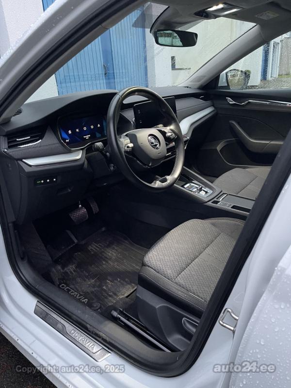 Skoda Octavia 2021 in Parnu, with an engine capacity of 1.40 L and mileage of 187 thousand km for 18900 €, photo 11 on AUTOMOTO.COM.LV