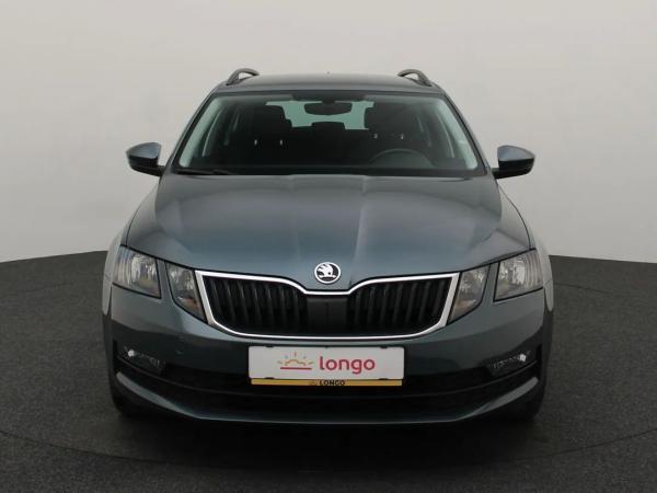 Skoda Octavia 2021 in Vilnius, with an engine capacity of 1.50 L and mileage of 187 thousand km for 13999 €, photo 3 on AUTOMOTO.COM.LV