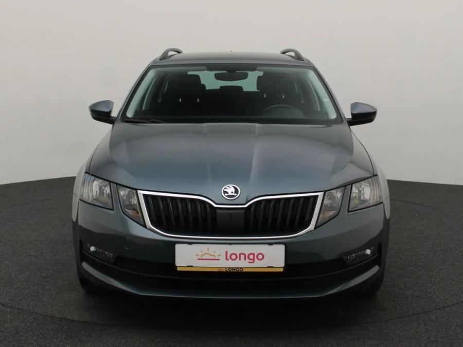 Skoda Octavia 2021 in Vilnius, with an engine capacity of 1.50 L and mileage of 187 thousand km for 13999 €, photo 4 on AUTOMOTO.COM.LV